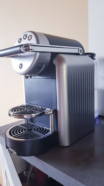 Nespresso Professionnelle Zenius ZN 100 (Defekt) in Neuchâtel für CHF ...