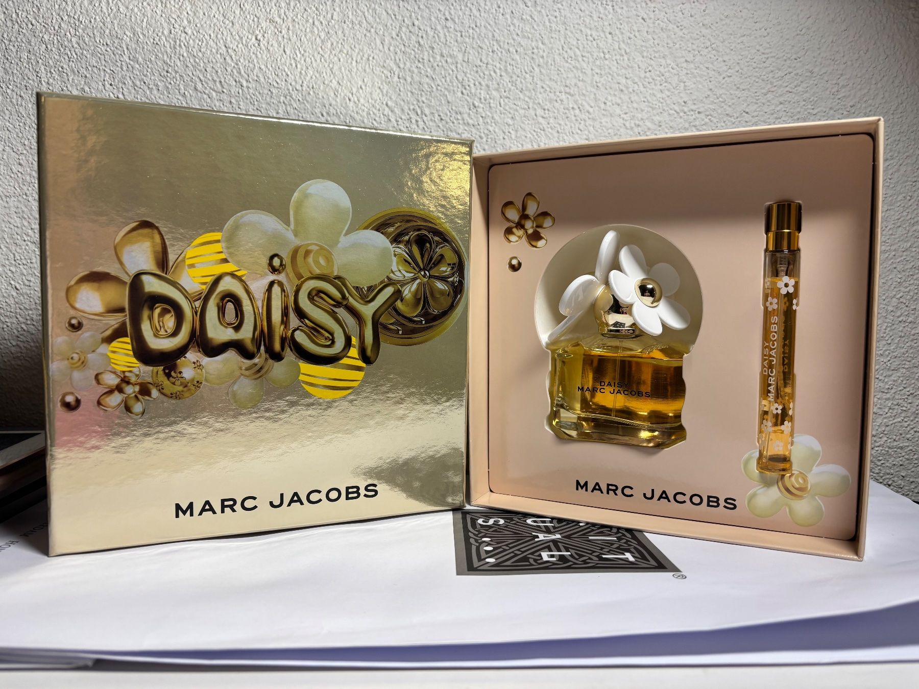 Marc Jacobs DAISY 2tlg EdT 50 ml + 10 ml NEU (Neu und originalverpackt ...