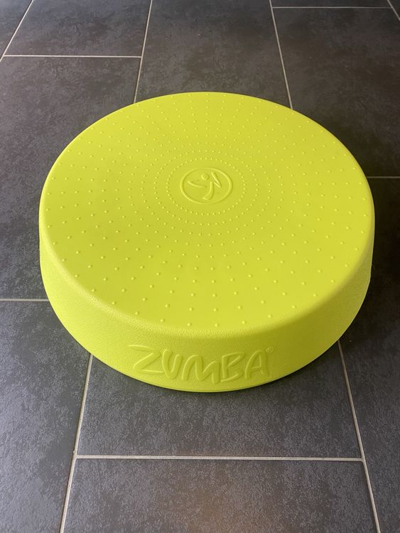 Zumba Fitness Step für Workouts (Gebraucht) in Buchs ZH für CHF 10 ...