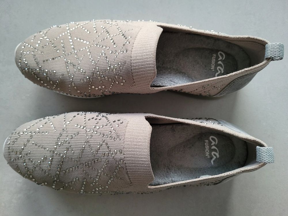 Turnschuh mit Strass von ara (Gebraucht) in Wetzikon ZH für CHF 20 ...