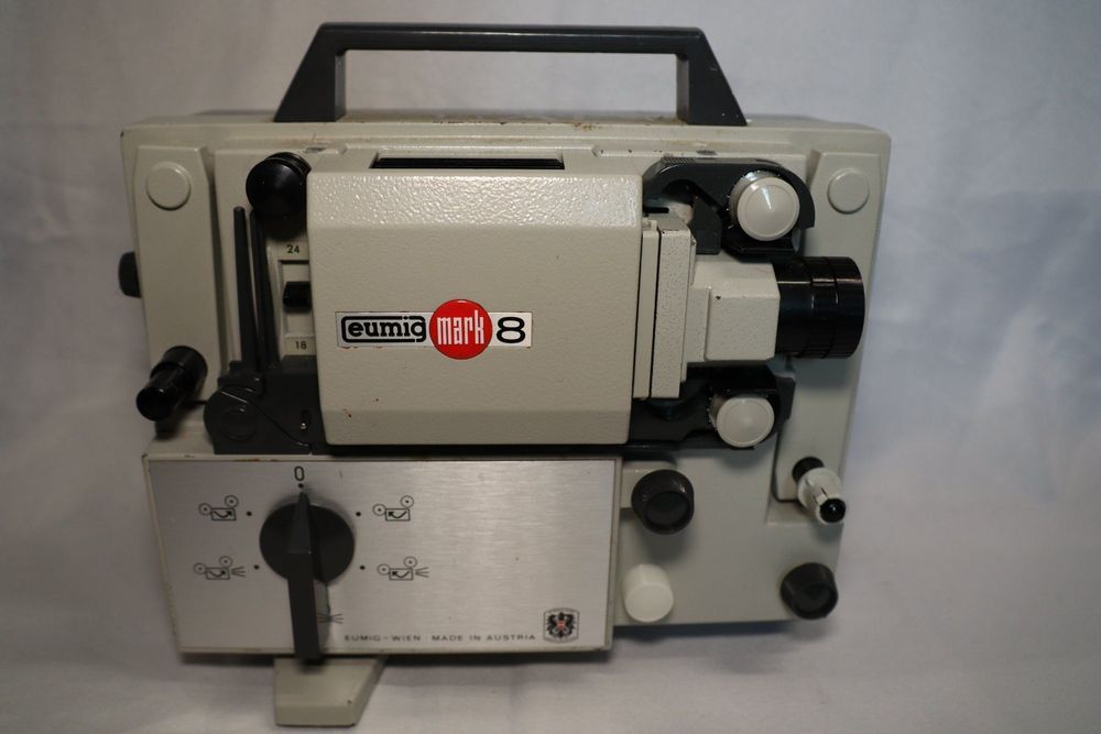 Eumig Mark 8 Projektor für 8mm Filme (Defekt) in Glattbrugg für CHF 10 – mit Lieferung auf ...