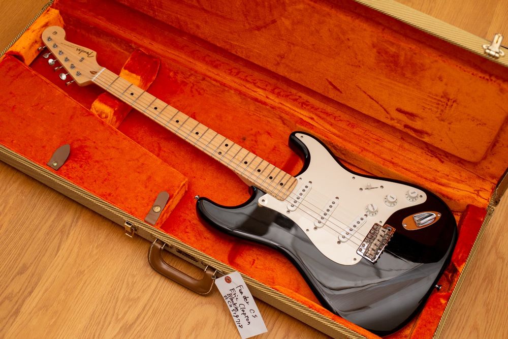 2011 Fender Custom Shop Eric Clapton "Blackie" Stratocaster | Acheter ...