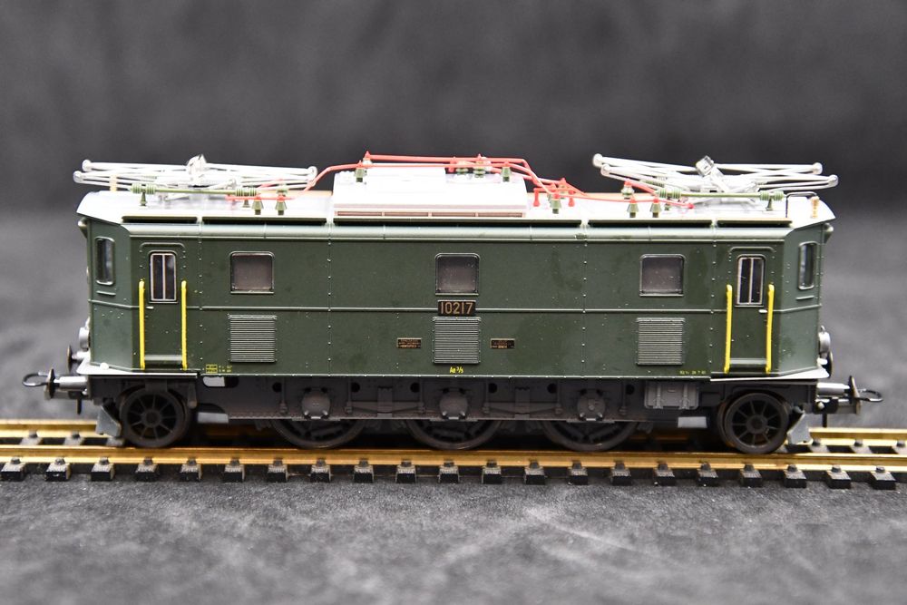 Rivarossi E-Lok Ae 3/5 SBB, analog, Gleichstrom, Spur H0 (Neu (gemäss Beschreibung)) in ...