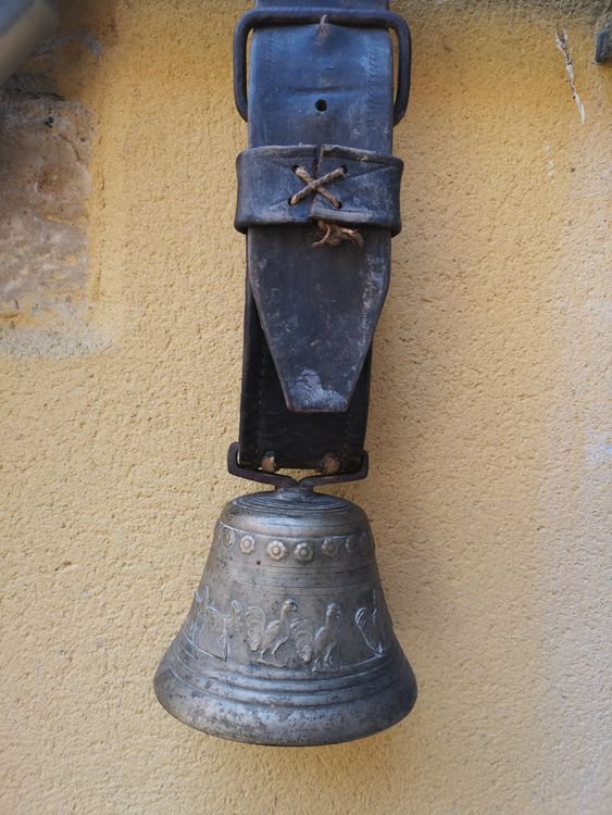 Une ancienne cloche | Kaufen auf Ricardo