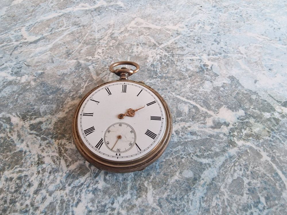 Montre de poche ancienne pivot manquant (Défectueux) à Fribourg pour ...