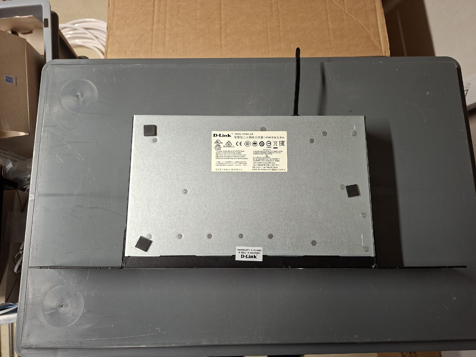 4 Stück D-Link Web Smart Switch - Verschiedene Modelle (Gebraucht) in ...