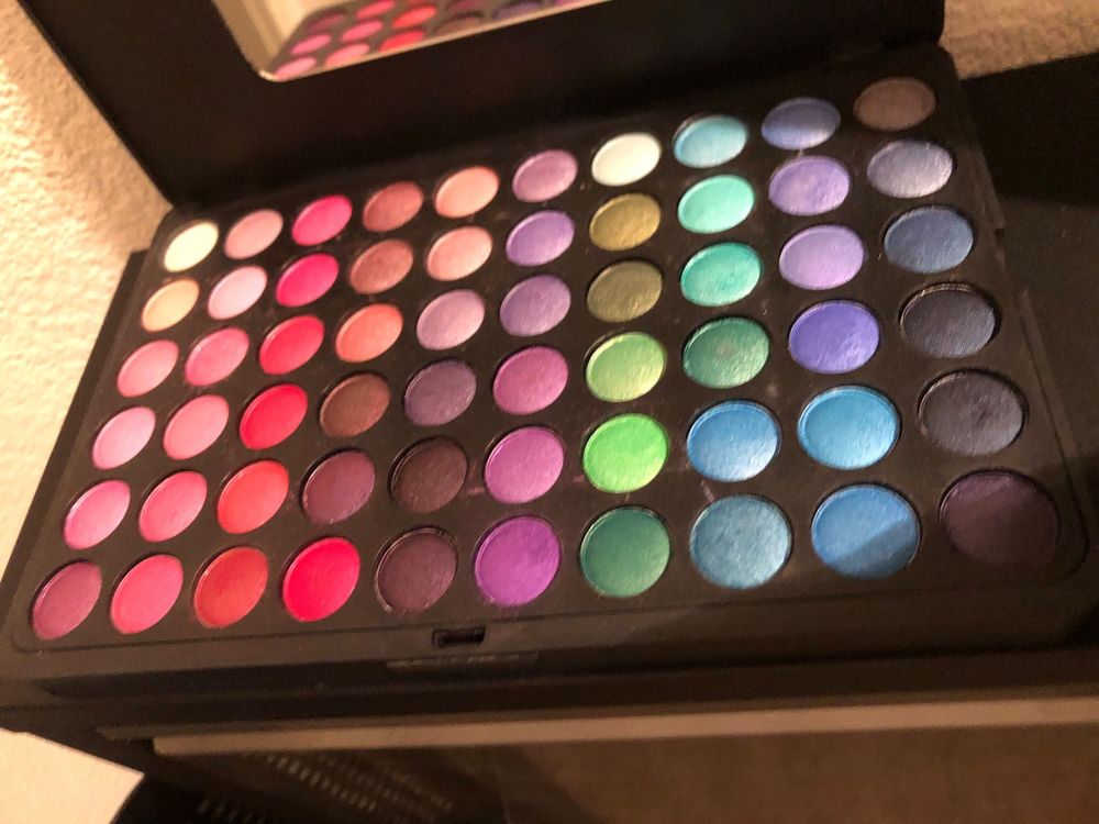 120 Color palette bh cosmetics | Kaufen auf Ricardo