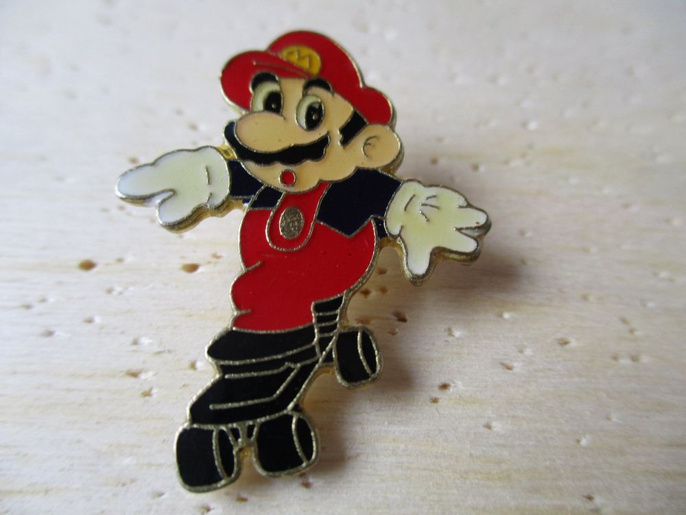 Nintendo Super Mario Pin | Kaufen auf Ricardo