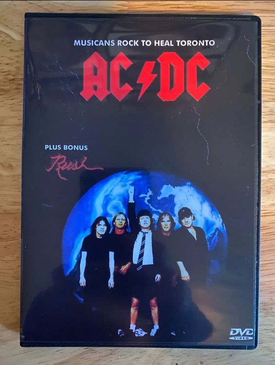AC/DC DVD live Toronto 2003 (Neu und originalverpackt) in Payerne für ...