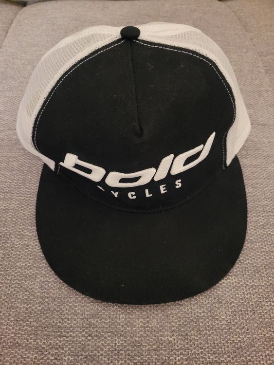 BOLD CAP | Kaufen auf Ricardo