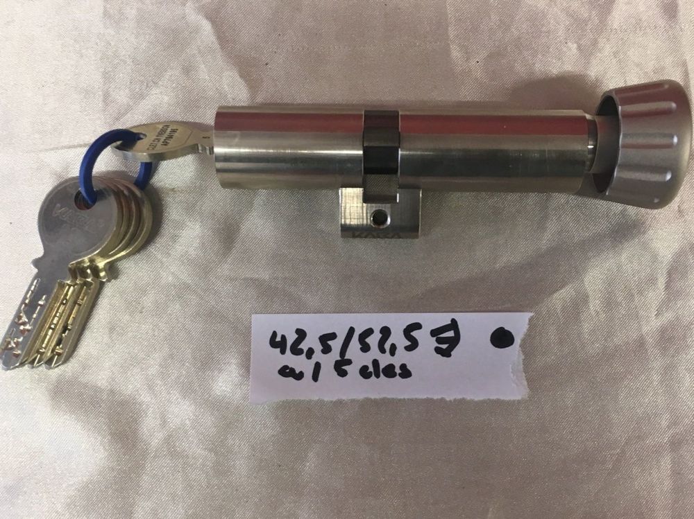 Cylindre à bouton Kaba 20 avec 5 clés (Neu und originalverpackt) in Yverdon-les-Bains für CHF ...