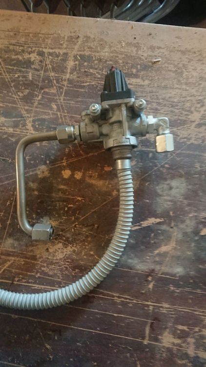 9753030600 Wabco Druckregler (Neu (gemäss Beschreibung)) in Rüeggisberg ...