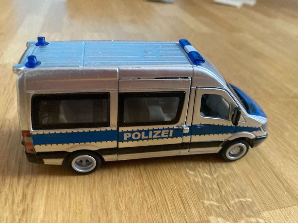 Siku Polizei-Einsatzwagen Mercedes 1:50 (Gebraucht) in Zürich für CHF 5 ...