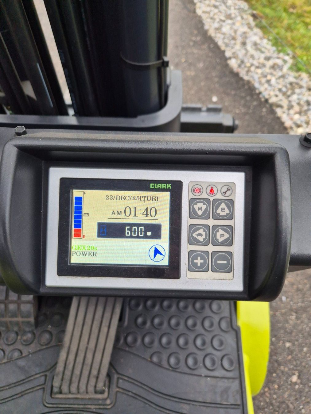 🔝🚨Clark Stapler 2 t El. in Top Zustand und nur 600 h🚨🔝 (Gebraucht) in ...