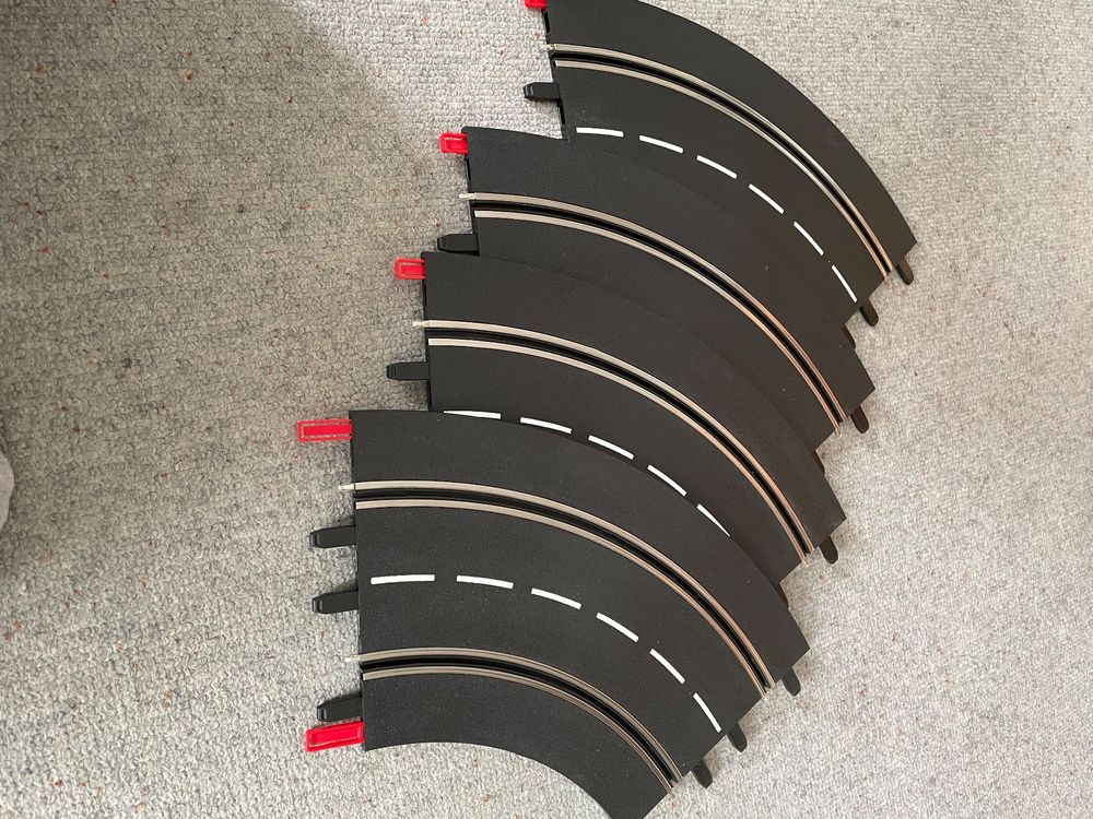 Verkaufe Carrera Schienen (Gebraucht) in für CHF 5 – mit Lieferung auf ...