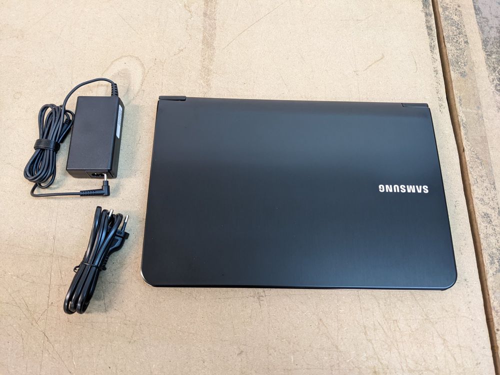 Samsung 900X3A NP900X3A SSD i5 Win10 (Gebraucht) in Meyrin für CHF 120 ...
