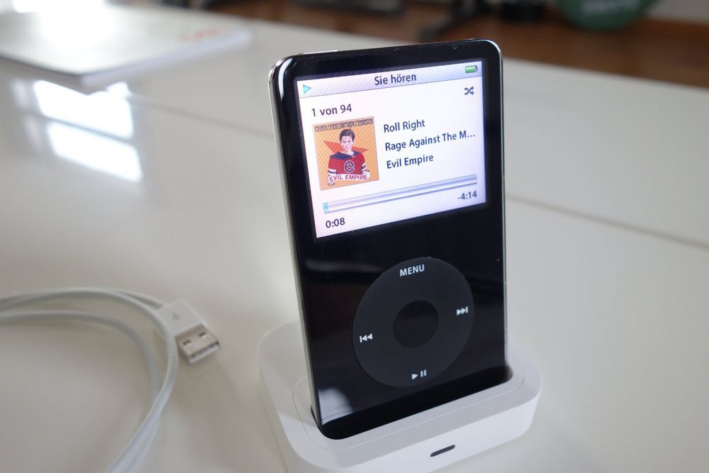 Apple iPod classic 128GB Flash Speicher mit neuem Akku | Kaufen auf Ricardo