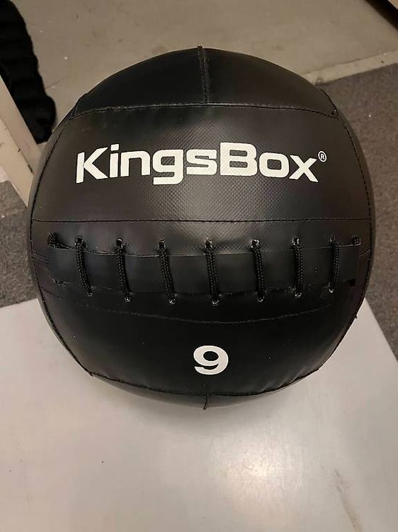 Kingsbox the cannon Wall Ball Medizinball Slam Ball 9kg (Gebraucht) in ...