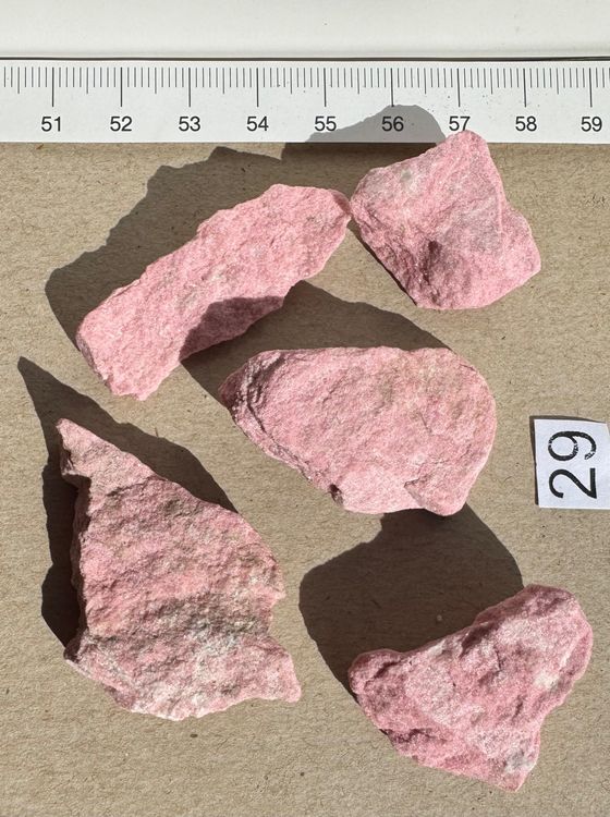 Thulit aus Norwegen echte Rohsteine unbehandelt natur (Neu und originalverpackt) in Leuggern für ...