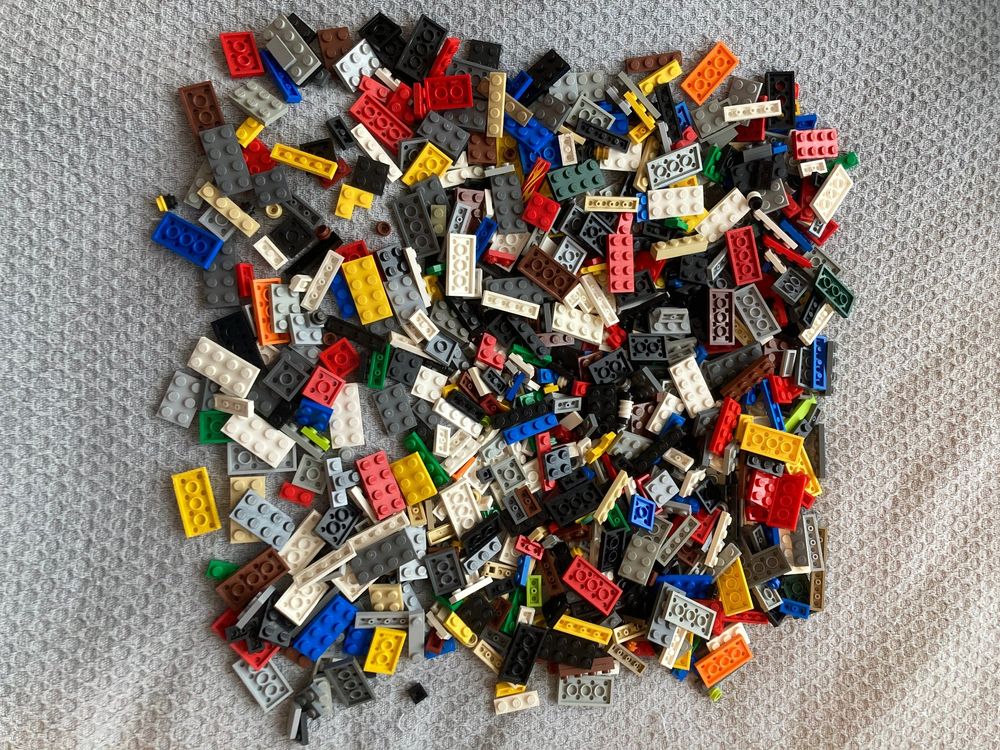 1/2 Kg kleine kleinst Lego Plättli (Gebraucht) in für CHF 6 – mit ...
