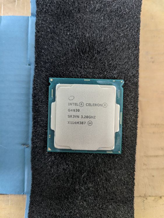 Intel Celeron G4930 3,2 GHz mit 2 Cores | Kaufen auf Ricardo