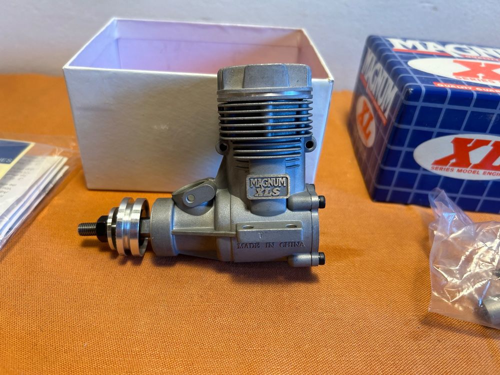 Avion RC Moteur Magnum XL 46 S (D'occasion) à Geneve pour CHF 30 – avec ...