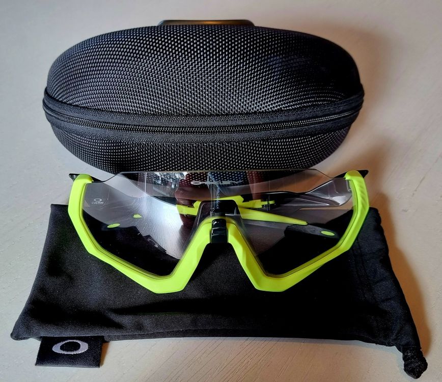 Oakley Flight Jacket Photochromic | Kaufen auf Ricardo