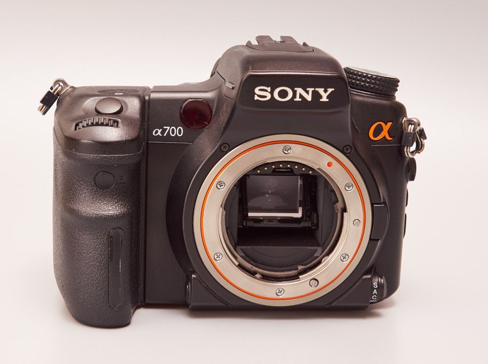 Semi-Profi Spiegelreflex-Kamera Sony alpha 700 (Body) | Acheter sur Ricardo