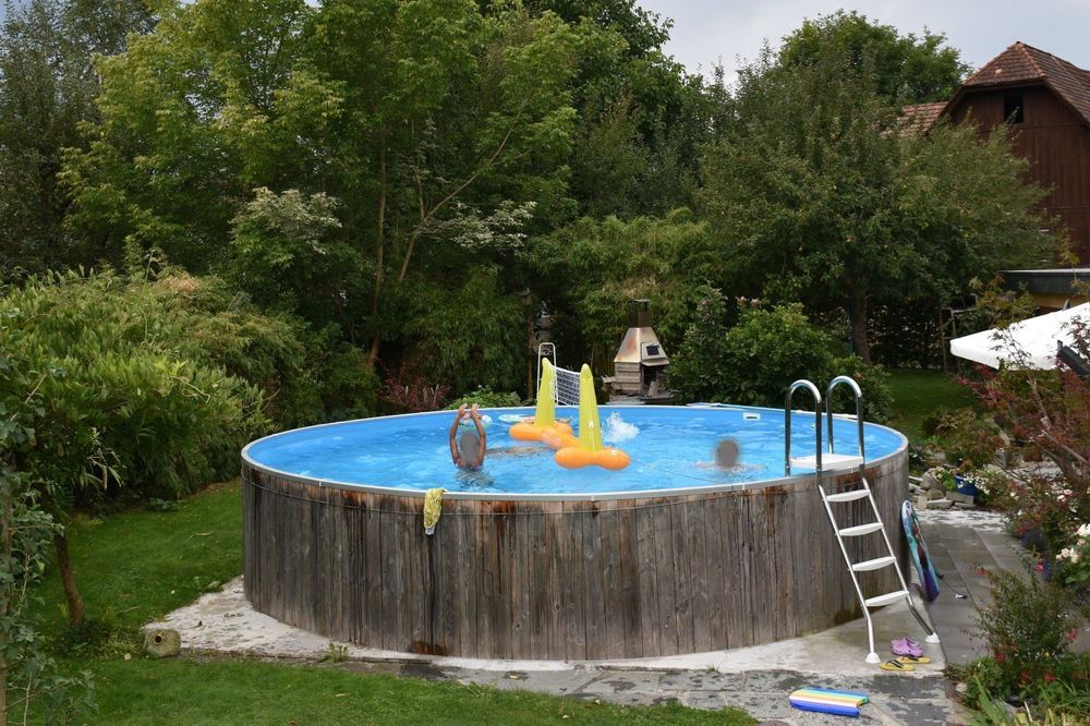 Aufstellpool rund 6 m inkl. Pooltechnik (Gebraucht) in Märwil für CHF ...