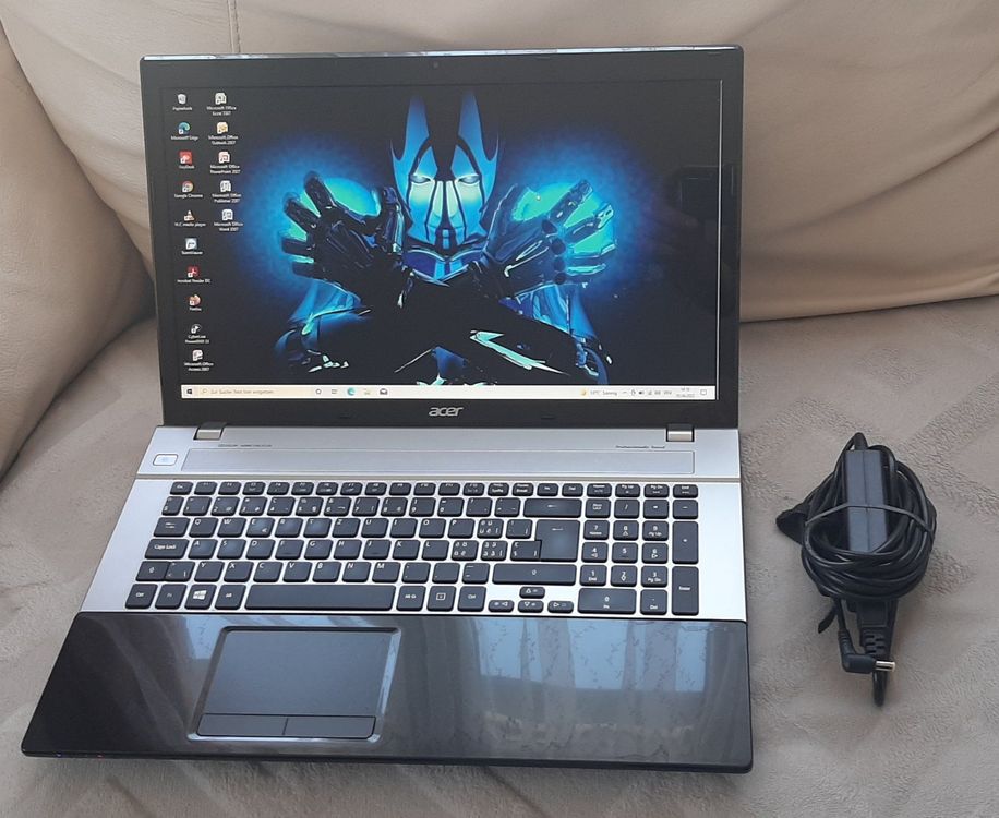 Acer Aspire V3-731 17.3 i7-2670QM, SSD, Win.10 & Office (Gebraucht) in ...