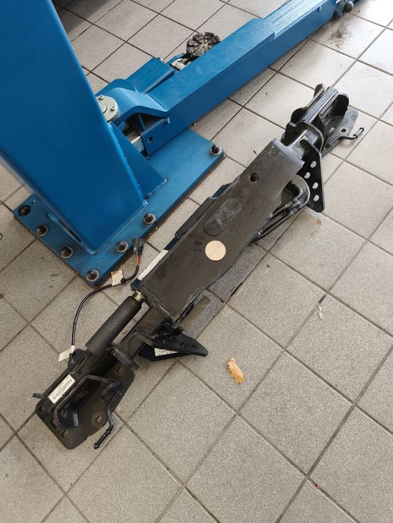 Land Rover AHK elektrisch – Range Rover Sport 323114 | Kaufen auf Ricardo