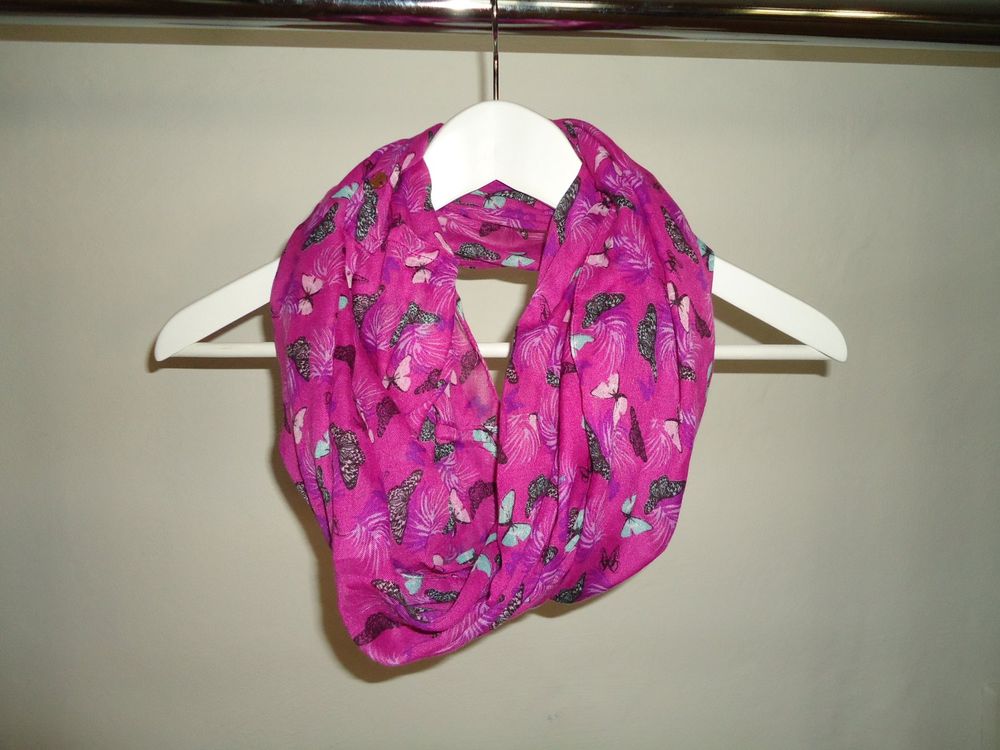 ESPRIT - leichter Loop, pink mit farbigen Schmetterlingen | Kaufen auf ...