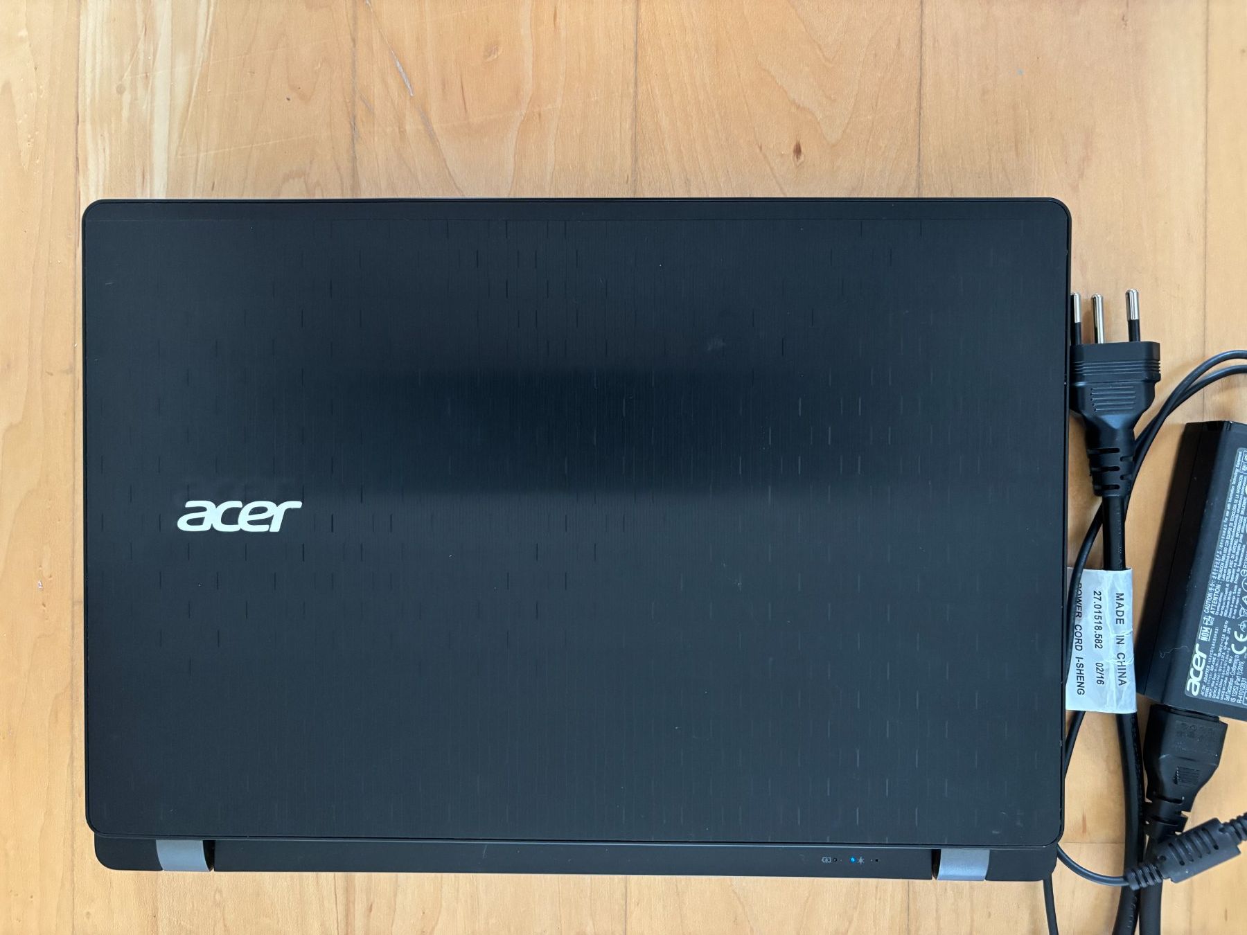 Acer Aspire V3-372, Windows 11 Pro 25H2, MS Office 2016 (Gebraucht) in ...