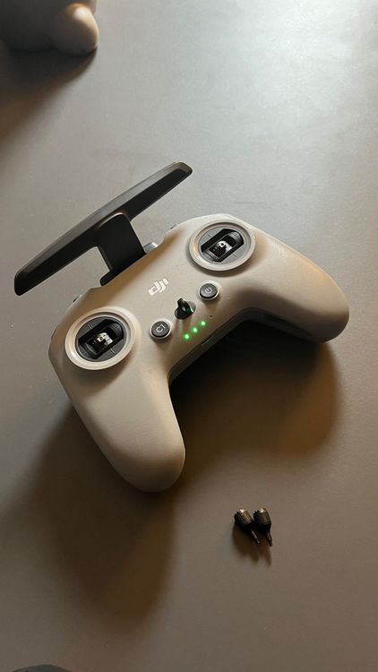 DJI V2 FPV Remote controller | Kaufen auf Ricardo
