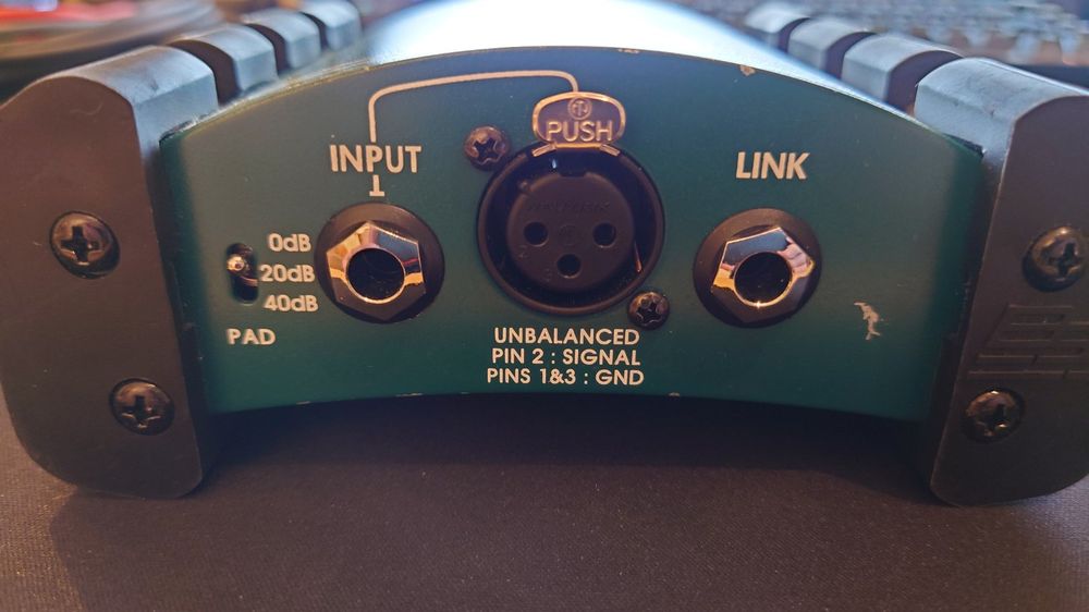 2x Aktive DI Box, BSS AR-133 und Samson SD100 (D'occasion) à pour CHF ...