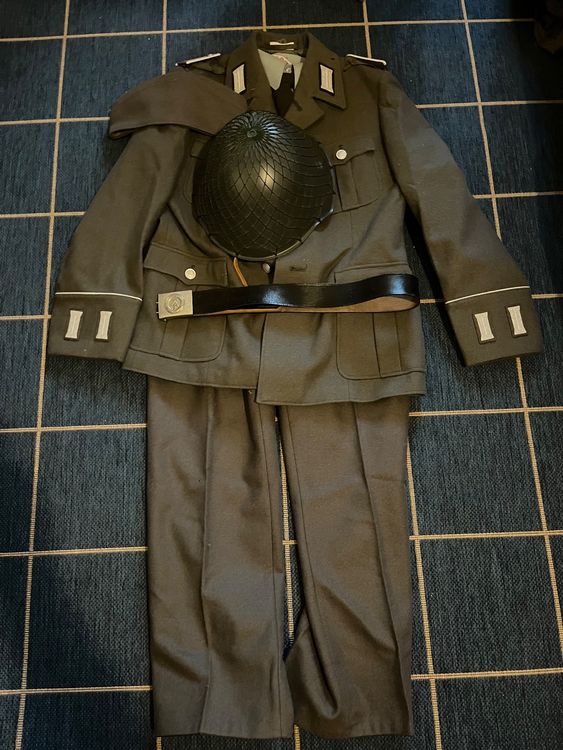 NVA uniform komplett DDR uniforme est allemand (Gebraucht) in für CHF 70 – mit Lieferung auf ...