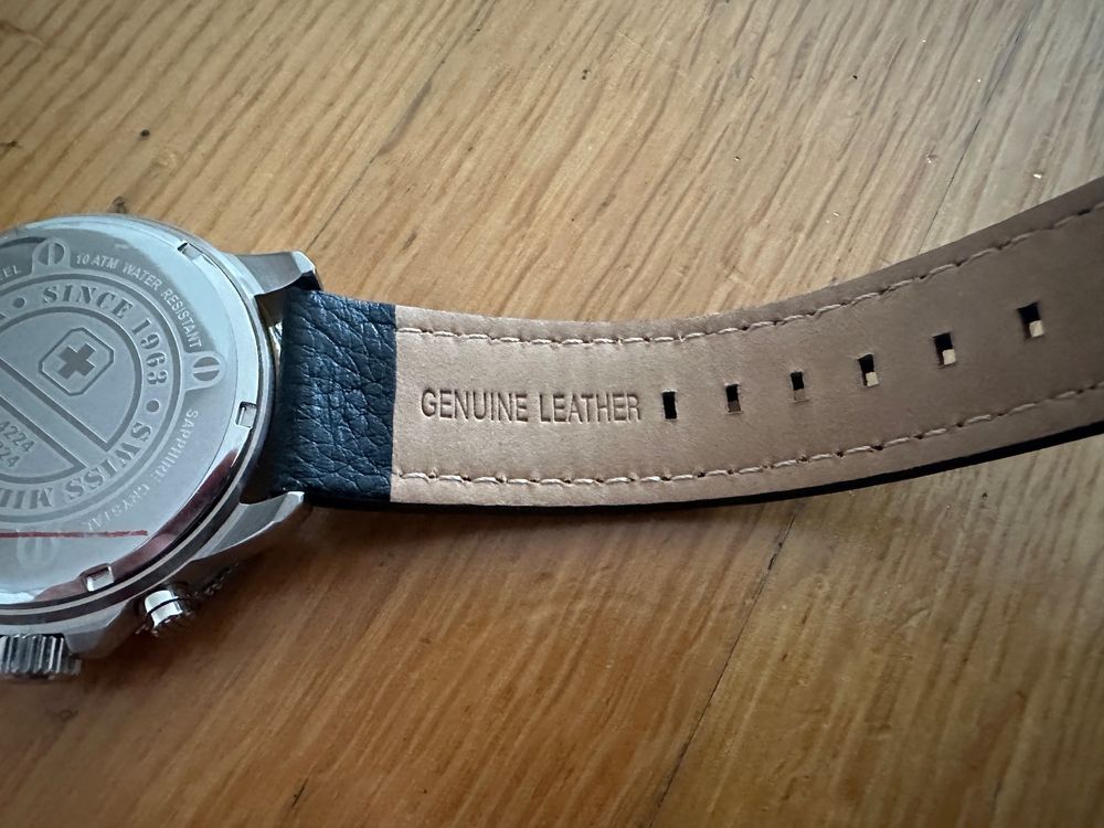 Neue Swiss Military Hanowa Arrow Chrono 06-4224.04.007 | Kaufen auf Ricardo