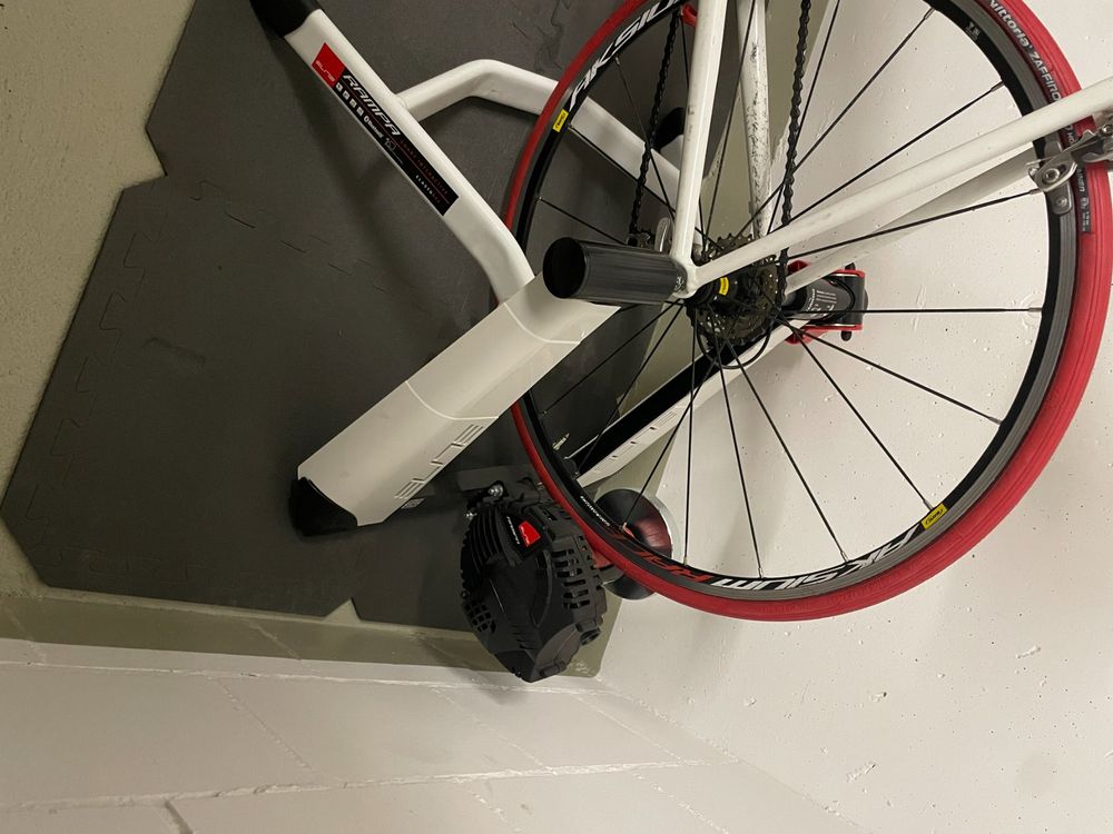 Elite Rampa Rollentrainer ANT+,Bluetooth | Kaufen auf Ricardo