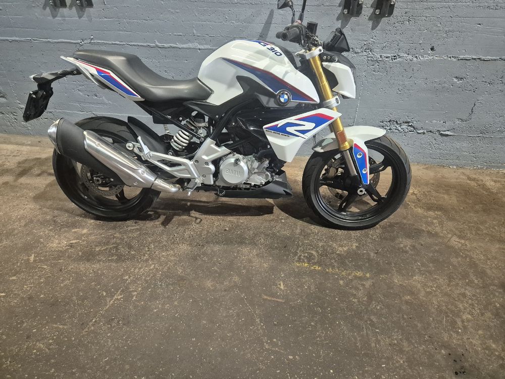 Super schhöne BMW G 310 R (Gebraucht) in Lachen SZ für CHF 3800 – nur Abholung auf Ricardo kaufen
