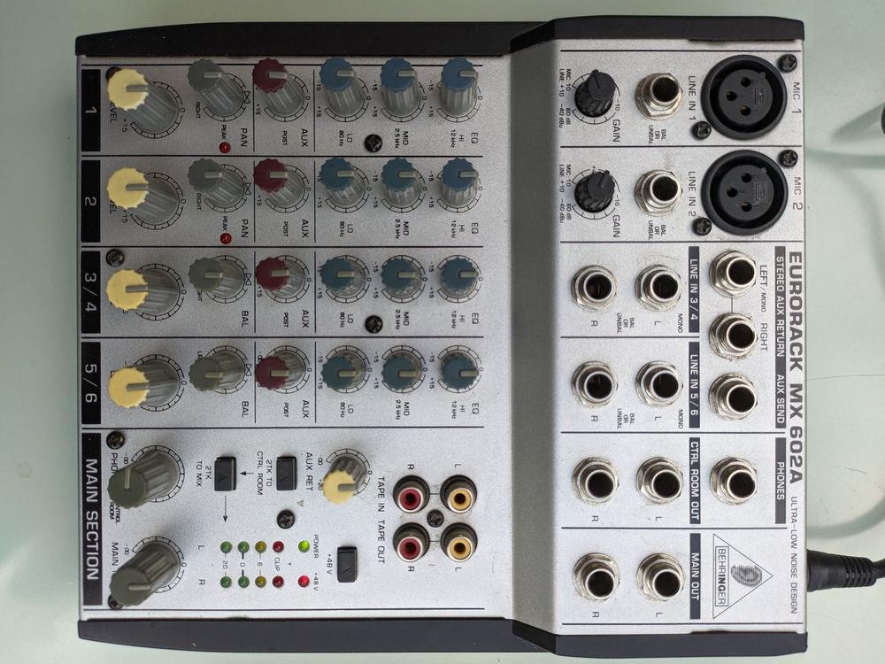 Diverse Behringer (Mixer, DSP, Headphone Amp), Mic Amp (Gebraucht) in ...