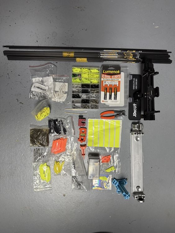 Zubehör Pfeile Bogenschiessen selber machen, Spitzen, Federn | Kaufen ...