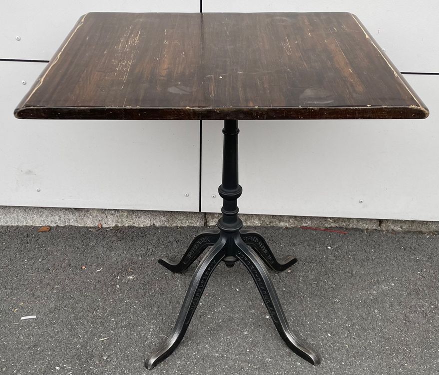Horgen Glarus Eisenguss Beine mit Holz Tisch (Gebraucht) in Root für CHF 351 – mit Lieferung auf ...