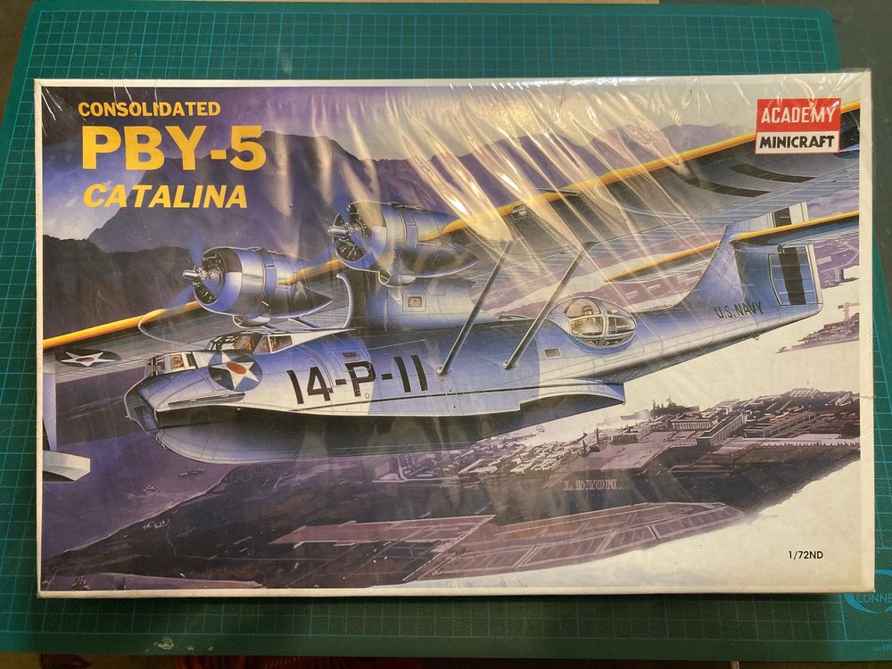 PBY-5 Catalina 1/72 Academy/Minicraft (Neu und originalverpackt) in ...