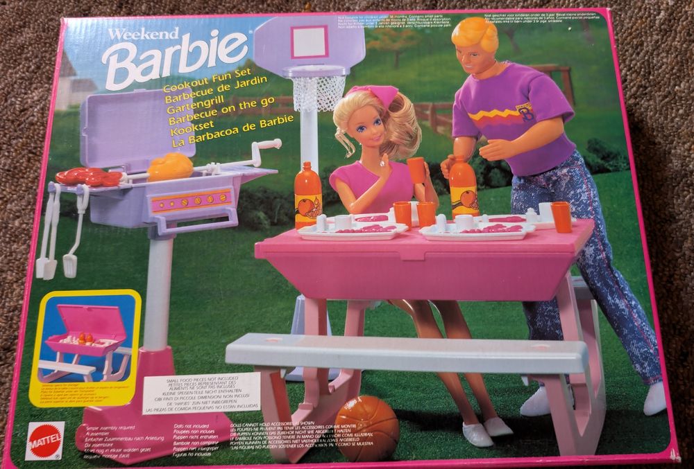 Barbie Grill-Set mit Zubehör aus den 90er Jahren (Gebraucht) in Itingen ...