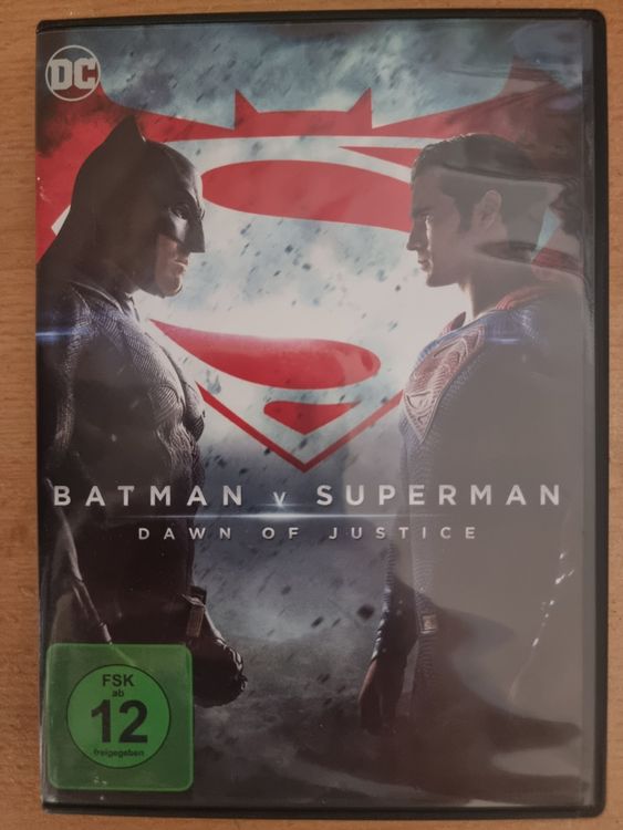 Batman v Superman - Dawn of Justice DVD, Top Zustand! (Gebraucht) in ...
