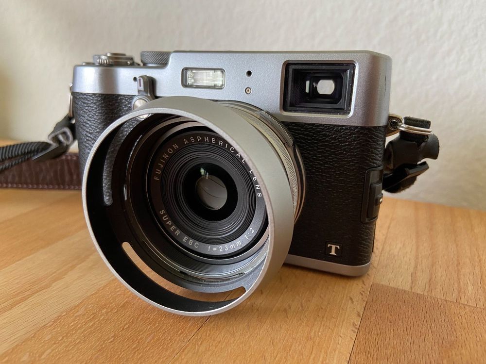 Fuji X100T mit Ledercase | Kaufen auf Ricardo