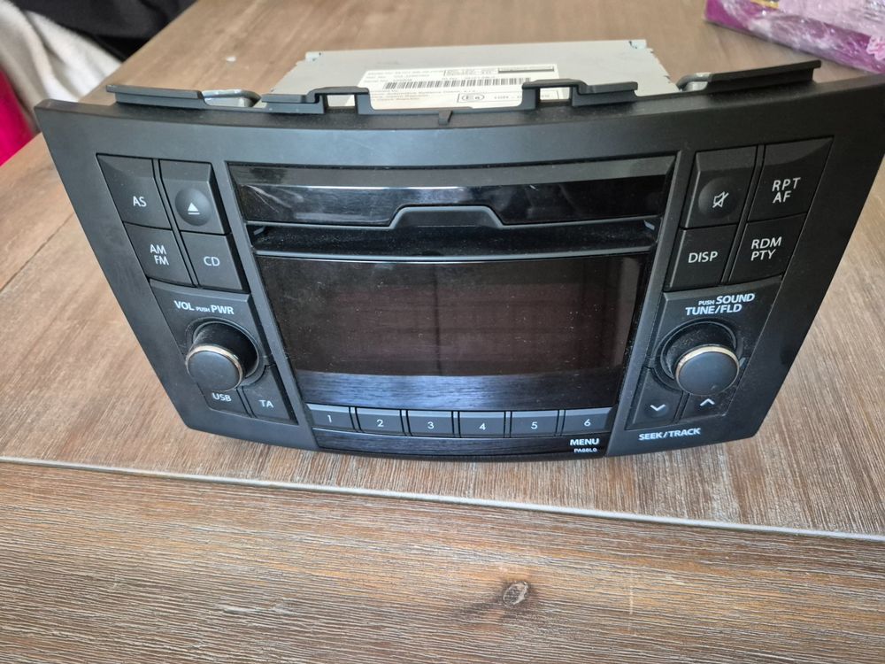 Originaler Autoradio Suzuki Swift (Gebraucht) in Bretzwil für CHF 50 – mit Lieferung auf Ricardo ...
