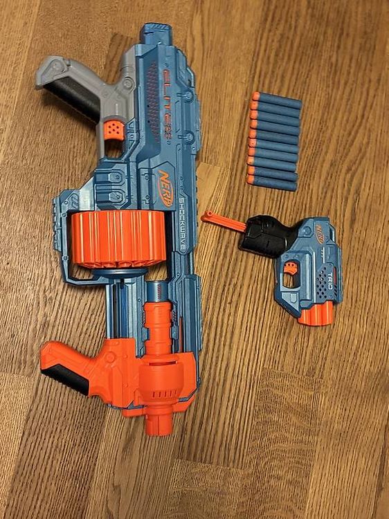 Nerf Gun Shockwave Elite 2.0 und Trio und 10 Patronen (Gebraucht) in ...