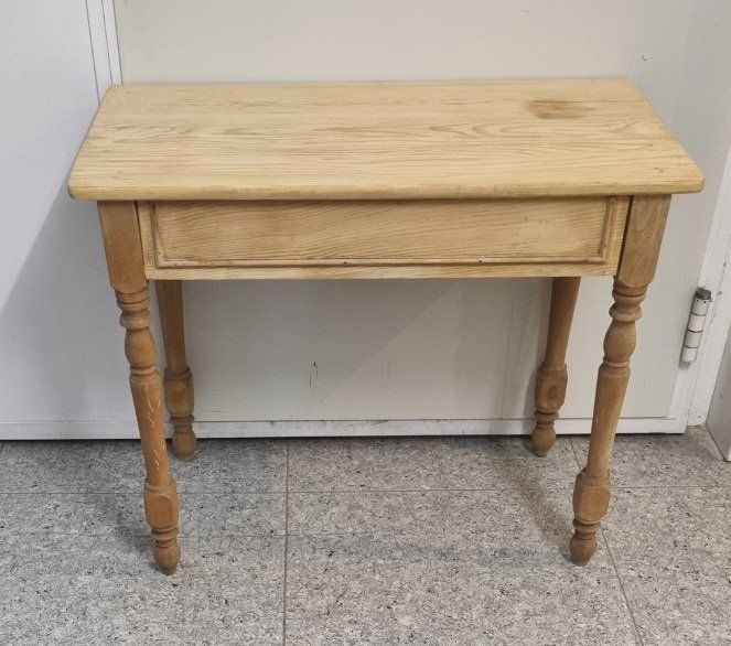 Klein Tisch mit Schublade Schreibtisch | Kaufen auf Ricardo