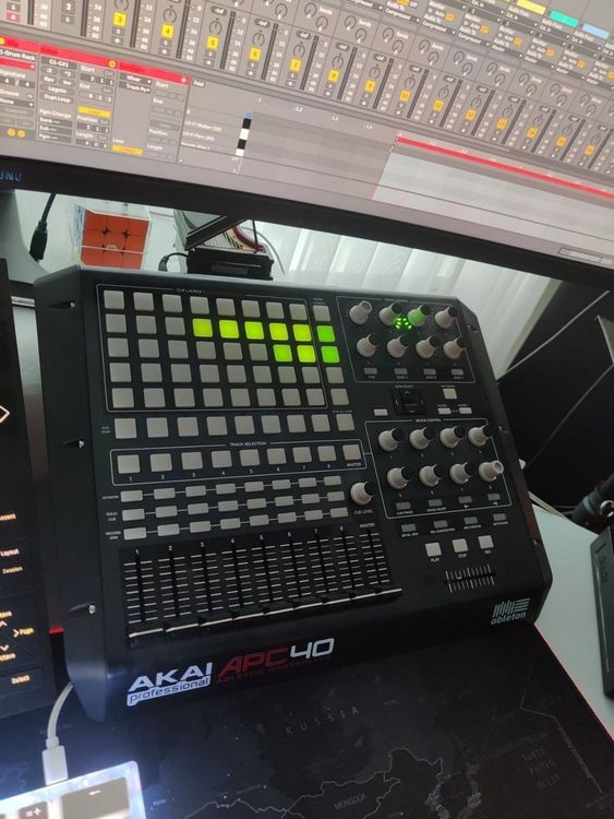 AKAI APC 40 - MIDI Controller - Ableton | Kaufen auf Ricardo